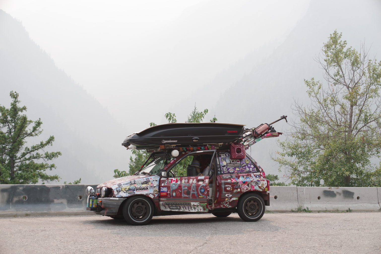 YogaSlackers | Peace Love Car